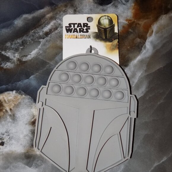 Star Wars | Toys | Star Wars The Mandalorian Silicone Trivetpush Pop It ...